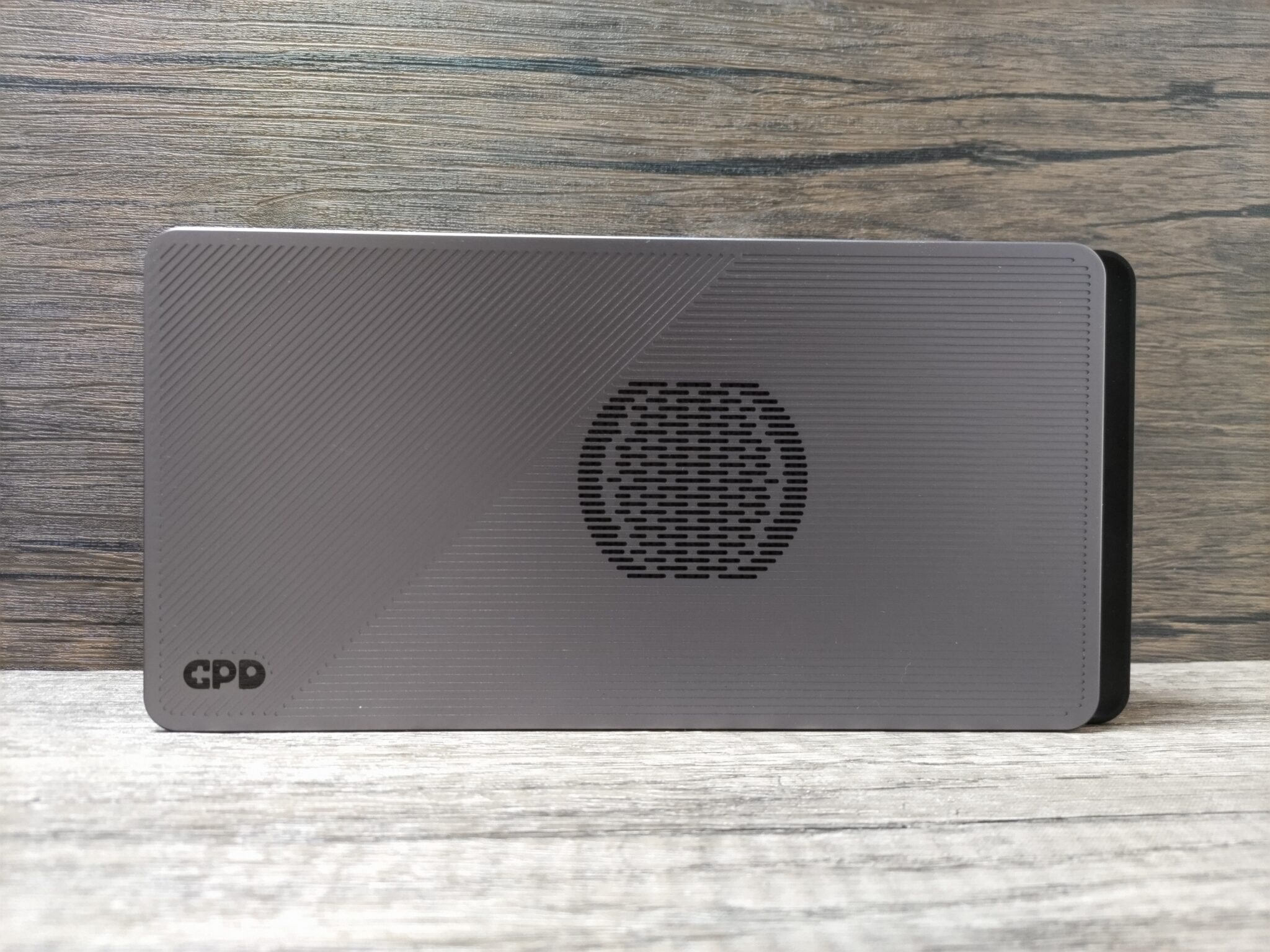 「GPD G1」レビュー。世界最小のeGPUで重量が920gでRadeon RX 7600M XT搭載とか豪華な仕様ですね。 | ネスさんの ...